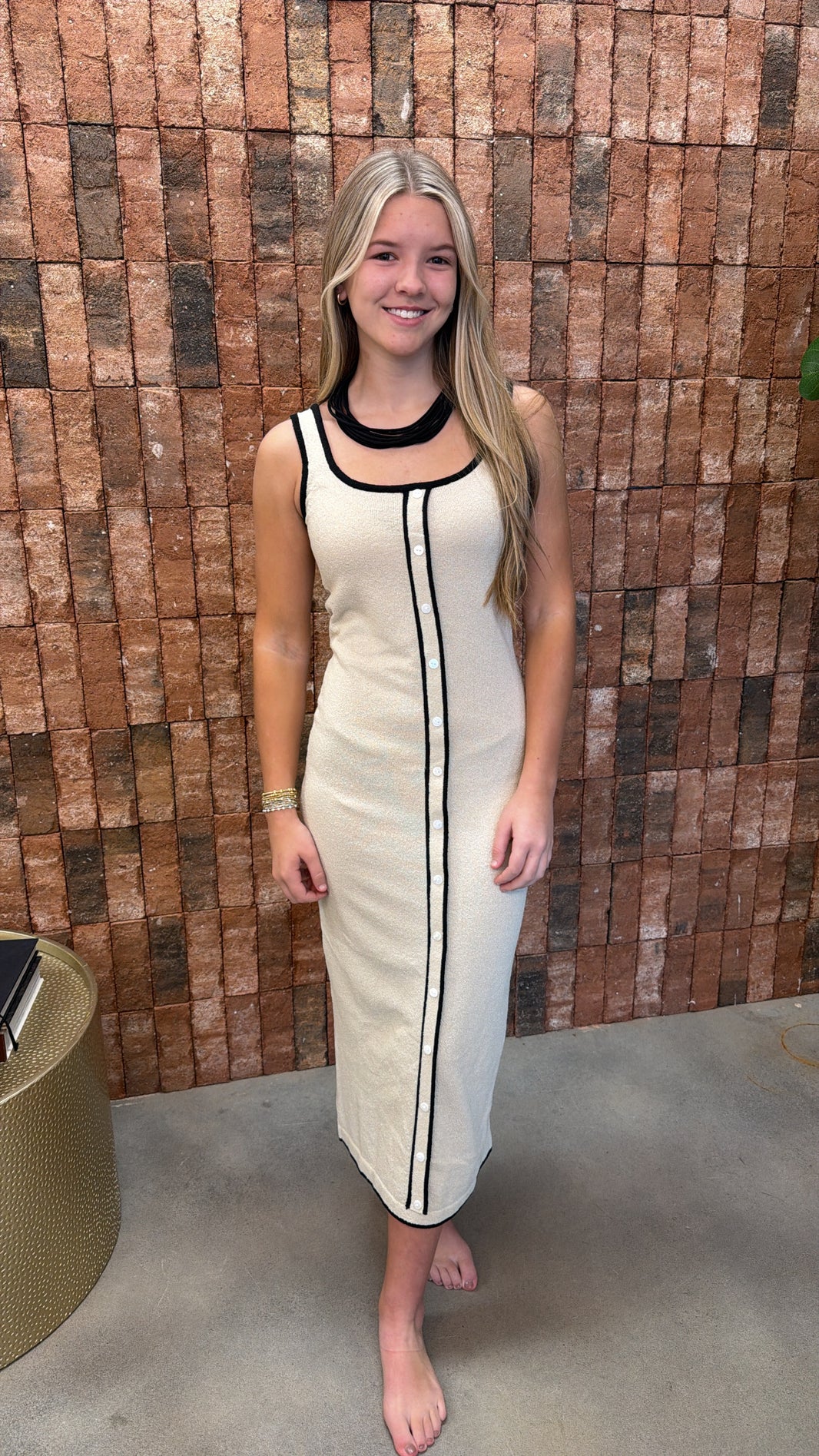 DRESSES – STELLA